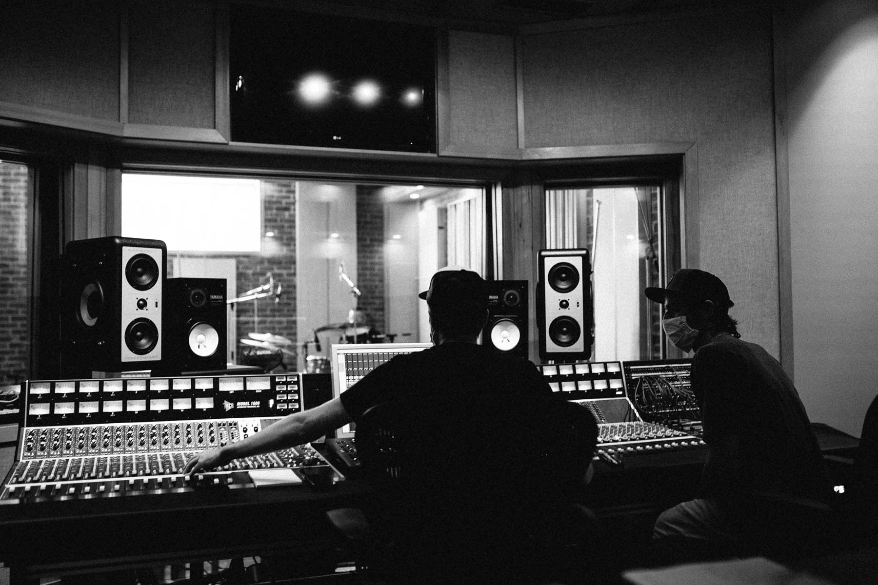 2020Y09M30-Field-Guide-Monarch-Studios-Vancouver-BC-044 - Monarch Studios